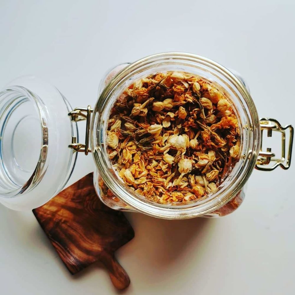 How to make an Oat Bath Soak - Recipe of the Month - WapoBeauty
